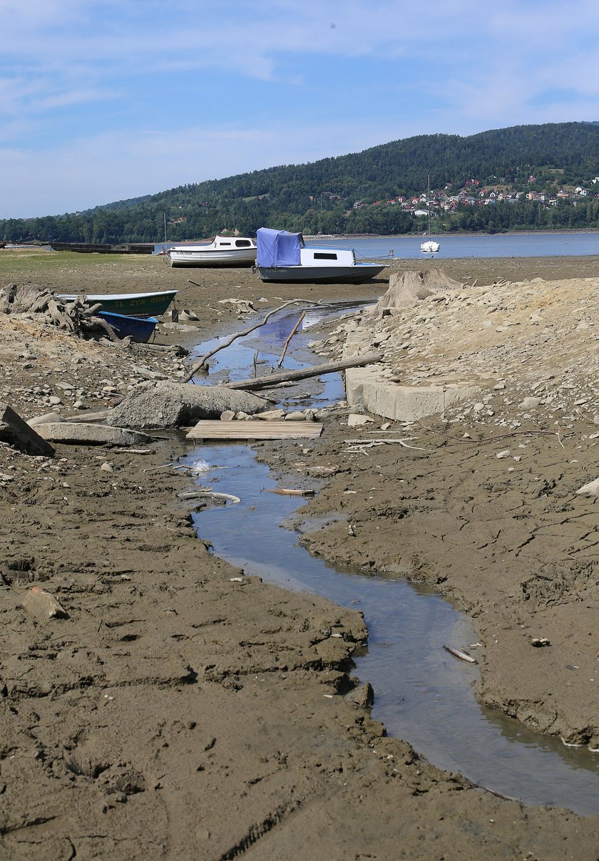 Dramatycznie niski stan rzek i jezior
