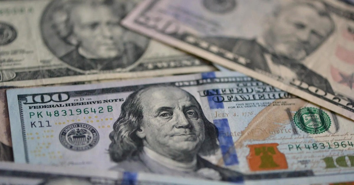 Treasury and dollar slides reignite 'Sell America' fears. But there's ...