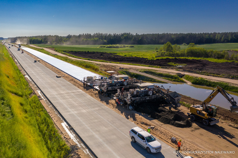 Nowe drogi w Polsce. Plany sięgają aż 2033 r. [LISTA]