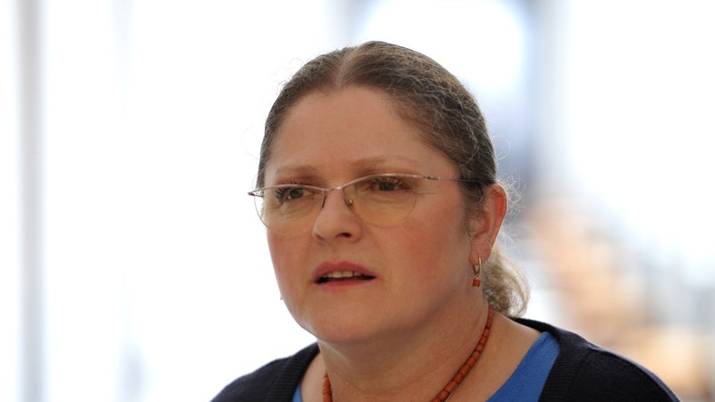 Pawłowicz o obrażaniu polskich symboli i "unijnej szmacie" - Dziennik.pl