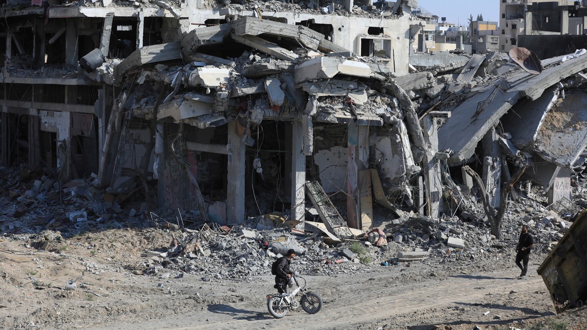 Palestinci se vraćaju u ruševine svojih domova nakon povlačenja IDF iz ...