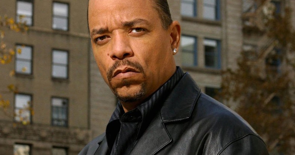 Rapper shades Yeezy's clothing line | Pulse Nigeria