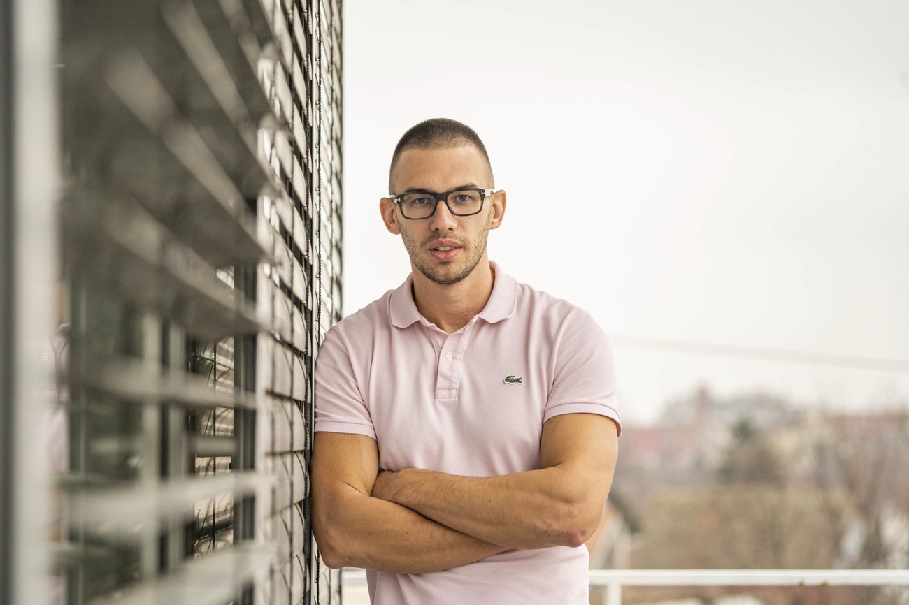 Online kupovina je super, ali ima jednu manu – ne može ništa da se kupi ...