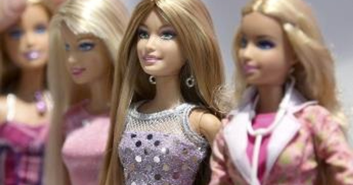 Iran: Policja ściga za lalkę Barbie | Newsweek