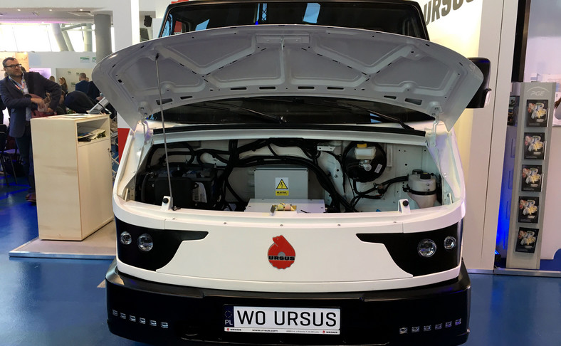 Ursus odmienił swój samochód elektryczny. Ładuje się w 15 minut i tak ...