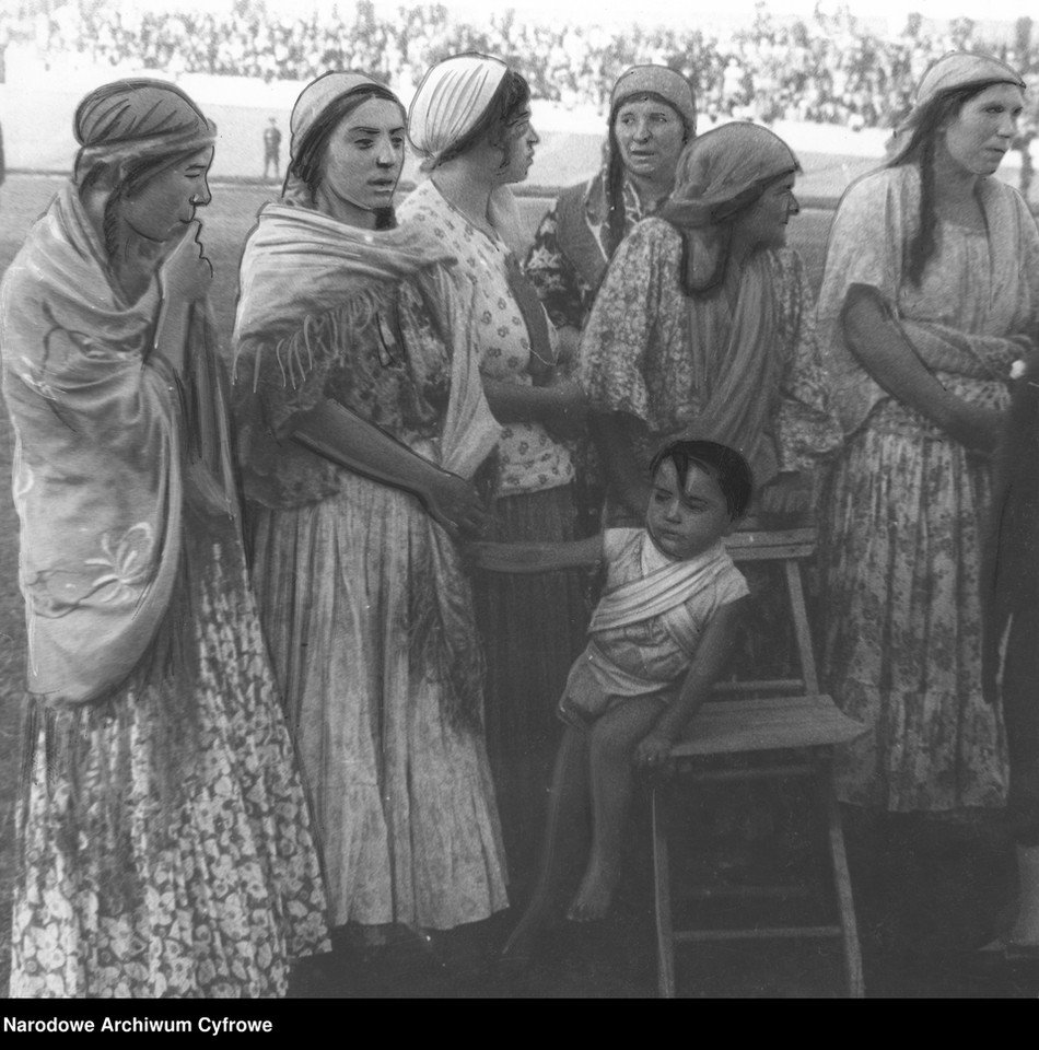 Koronacja "króla Cyganów" w Warszawie. Transmitowali ją na cały świat ...