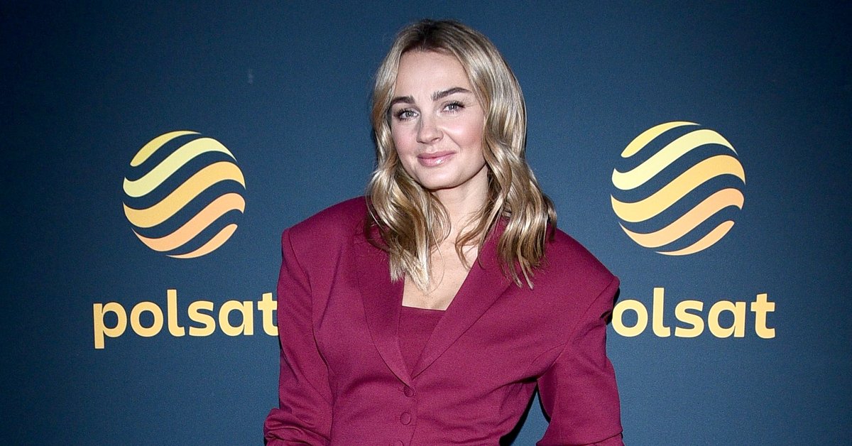 Wracają taliowane marynarki? Małgorzata Socha w najmodniejszym kroju ...