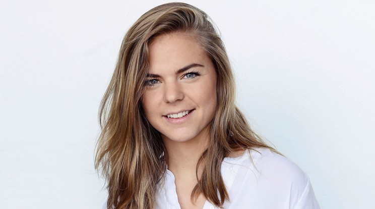 Gyerekkori álom - így lett a GLAMOUR Women of the Year jelöltje a ...