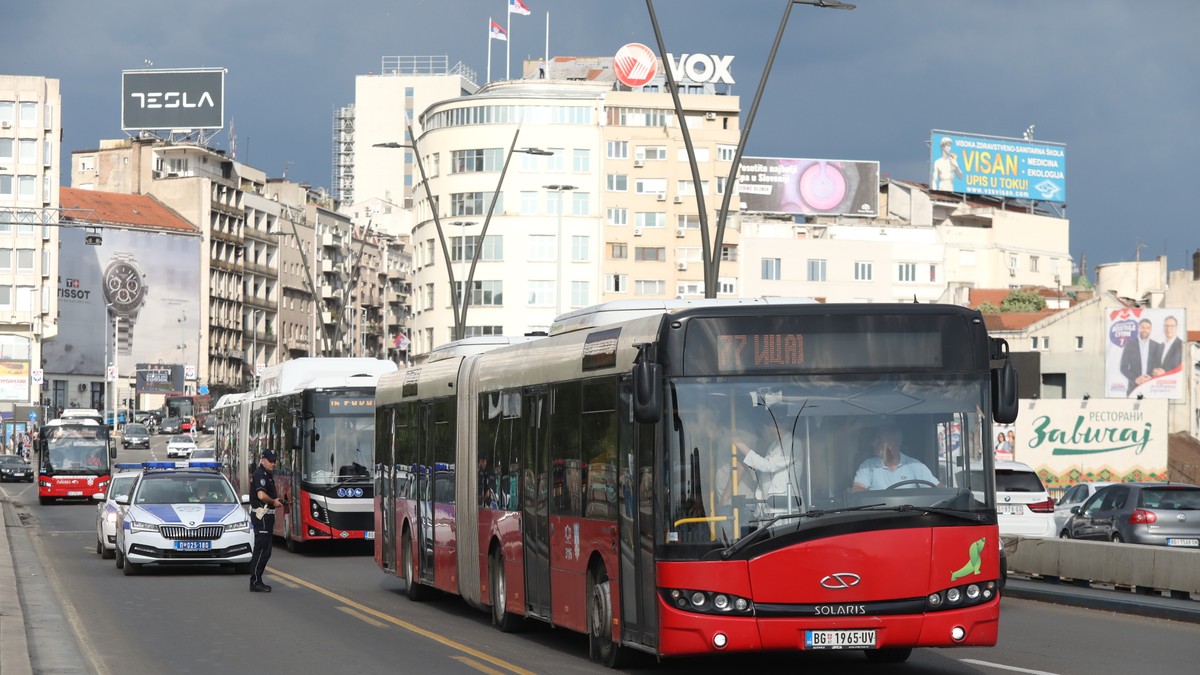 Gradski i prigradski prevoz u Beogradu je besplatan, osim linija ...