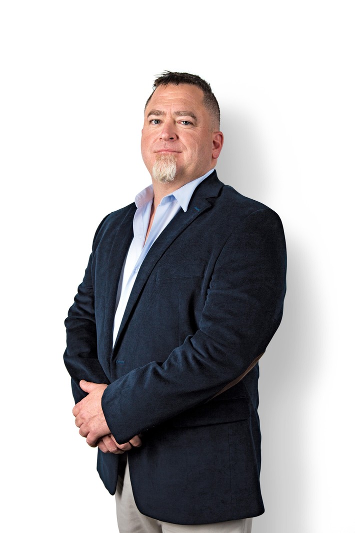 Kosmici w USA: DeLonge i Elizondo na tropie obcych cywilizacji - Świat ...