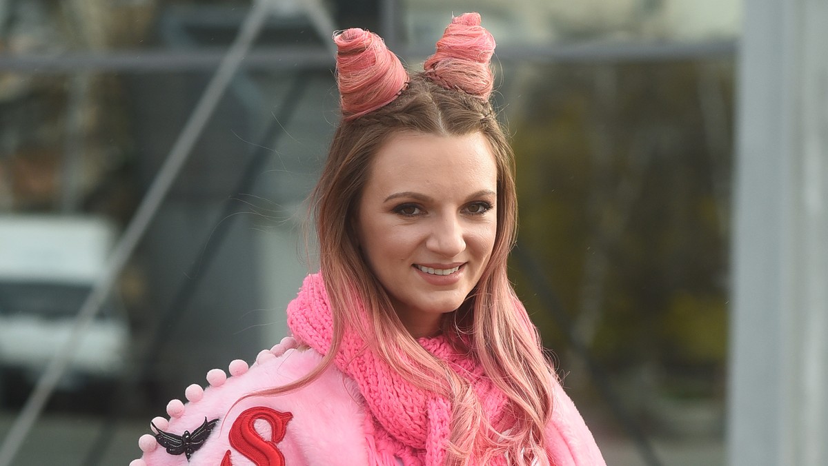 Sarsa zrobiła grzywkę. Jak wygląda w nowej fryzurze? Zdjęcie. Insta ...