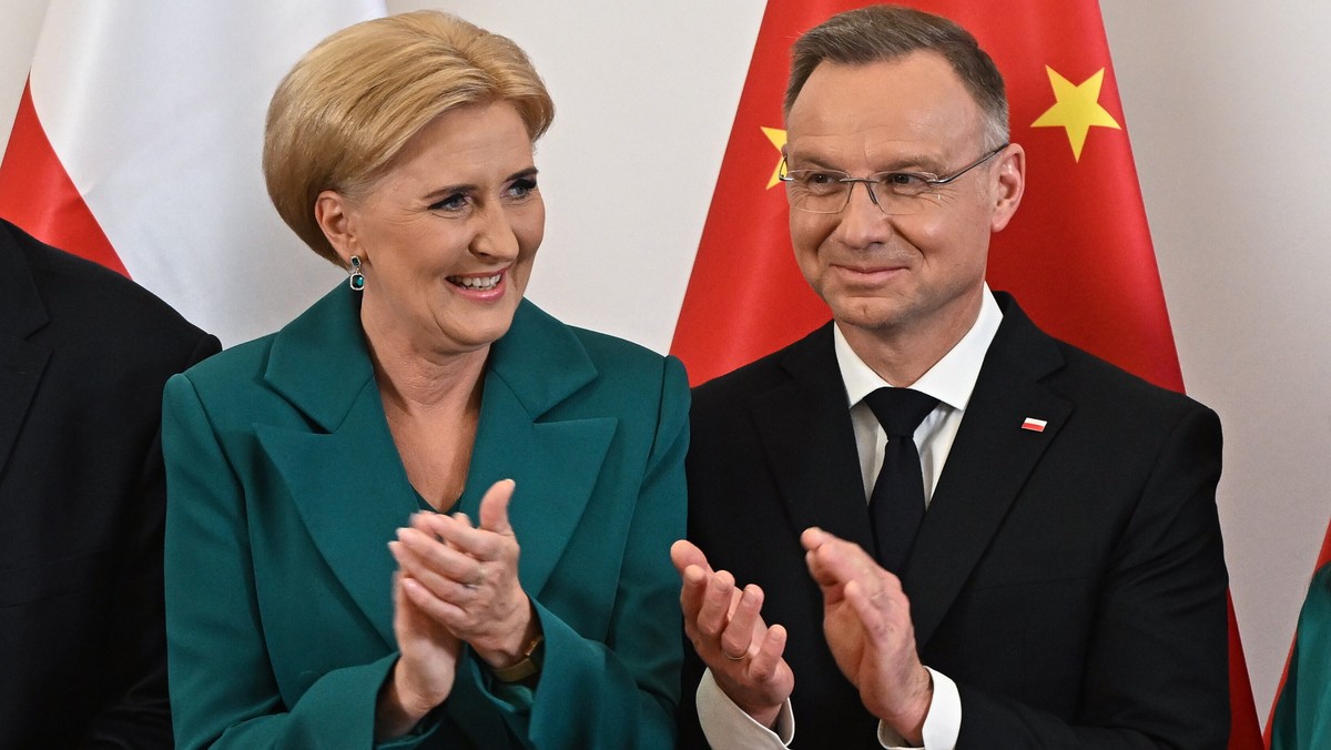Para prezydencka z wizytą w Chinach. Agata Duda postawiła na kobiecą ...