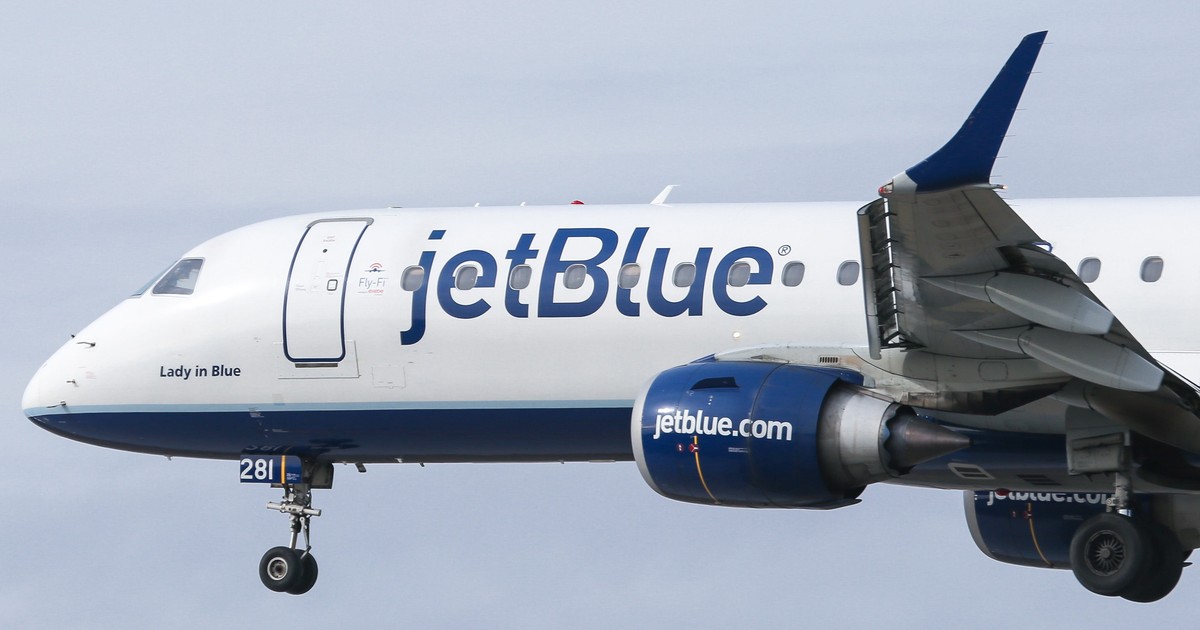 A JetBlue flight hit 'sudden severe turbulence' near Florida that sent 8 people on board to the ...
