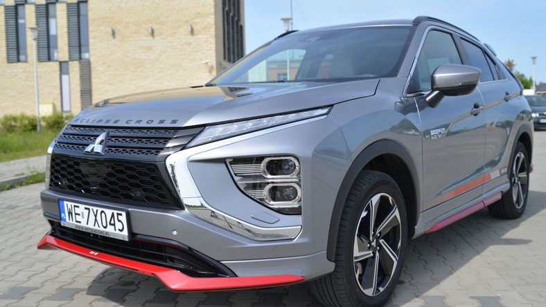 Mitsubishi Eclipse Cross PHEV Ralliart - wygląda bojowo, ale czy tak ...