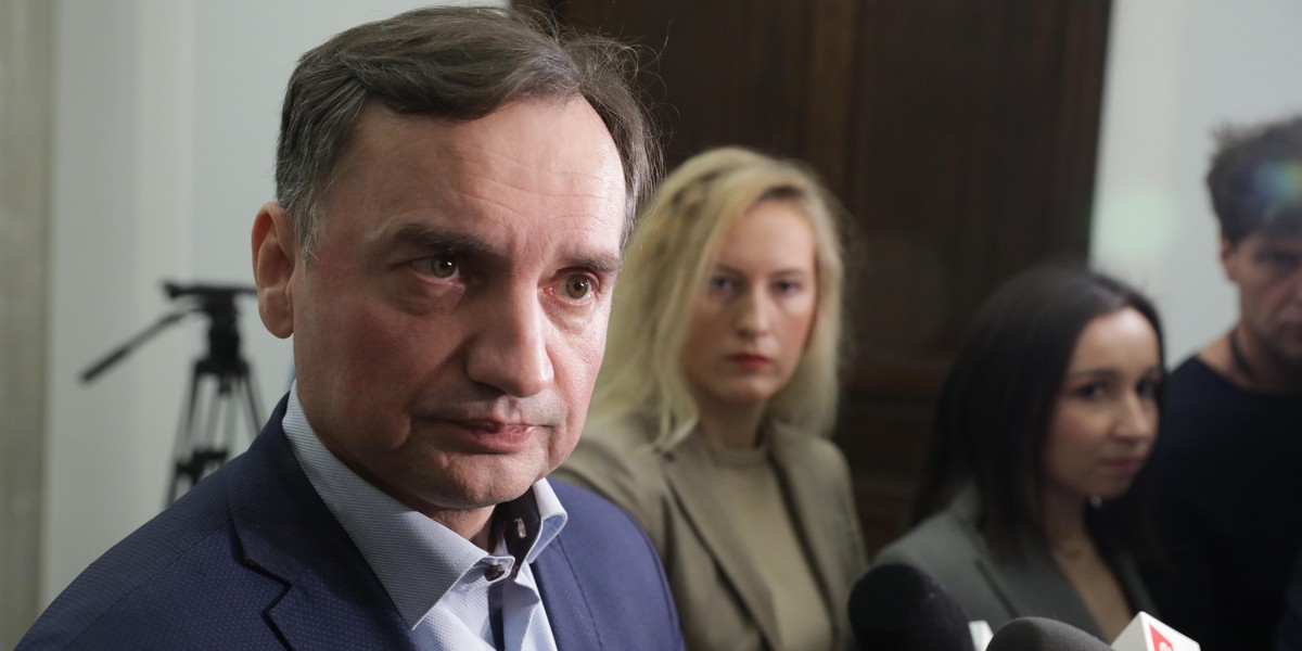 Posiedzenie komisji ds. Pegasusa. Przesłuchanie Zbigniewa Ziobro - Wiadomości