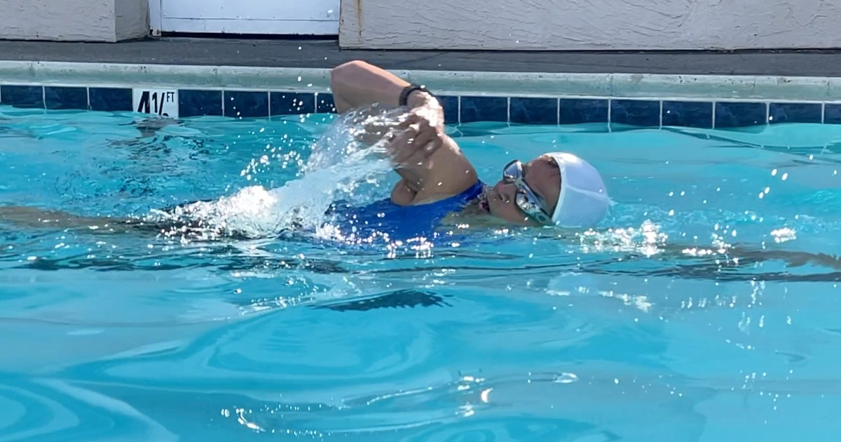 A woman got fit at 68 by learning to swim. She has 4 tips for getting ...