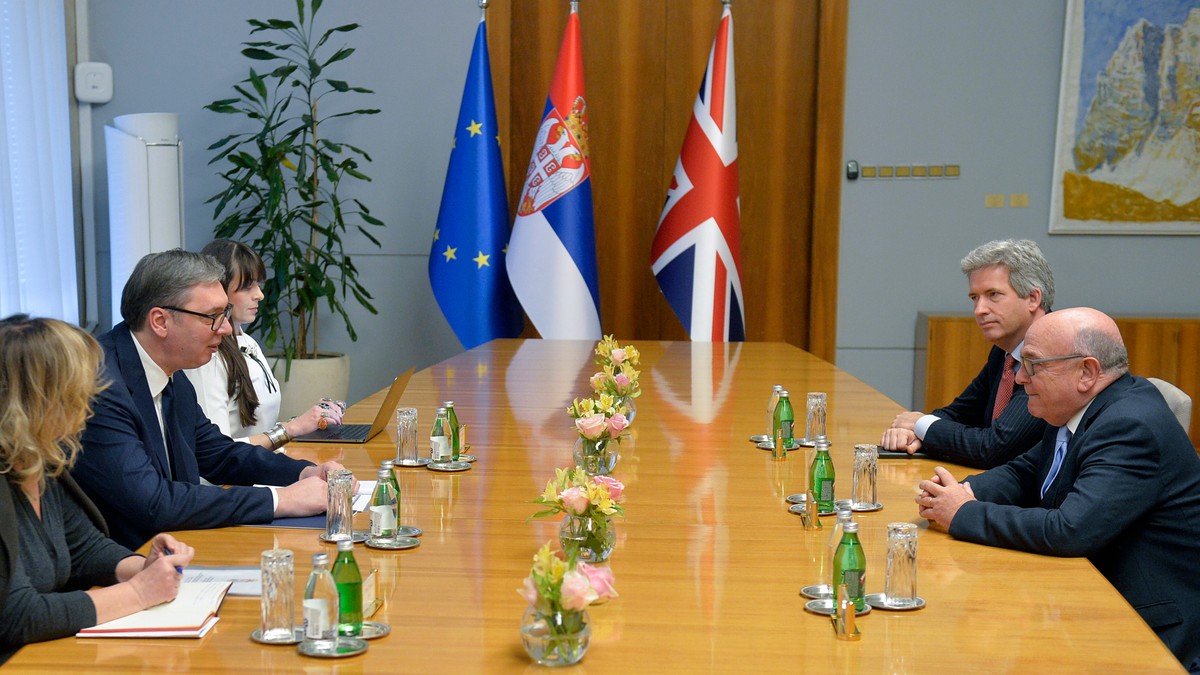 Vučić sa Pičom: Očekujem da UK osudi jednostrane poteze i kršenje prava ...