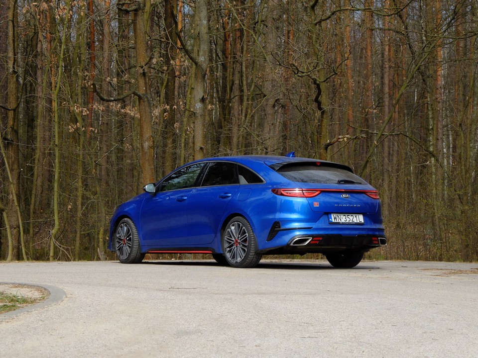 Kia Proceed GT - sportowy szyk bez poświęceń | TEST