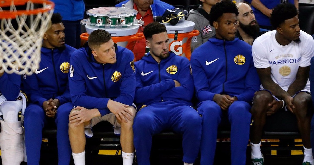 Klay Thompson's reaction on the bench as the Raptors stormed back to ...