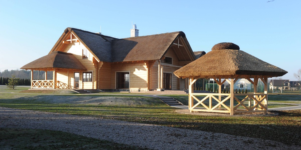 Tak wygląda dom na Mazurach Anny i Roberta Lewandowskich - Sport