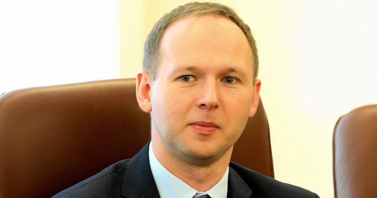 Były szef KNF Marek Chrzanowski wrócił dziś do Warszawy - Wiadomości Były szef KNF Marek Chrzanowski wrócił dziś do Warszawy - Wiadomości