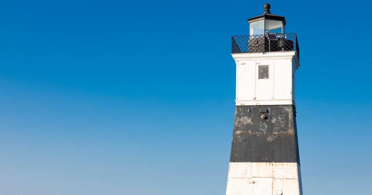 Here are six lighthouses the government is literally giving away for ...
