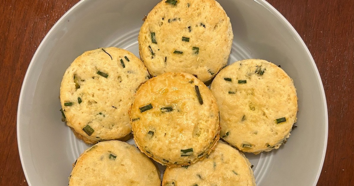 I made delicious Thanksgiving biscuits from scratch with Ina Garten's ...