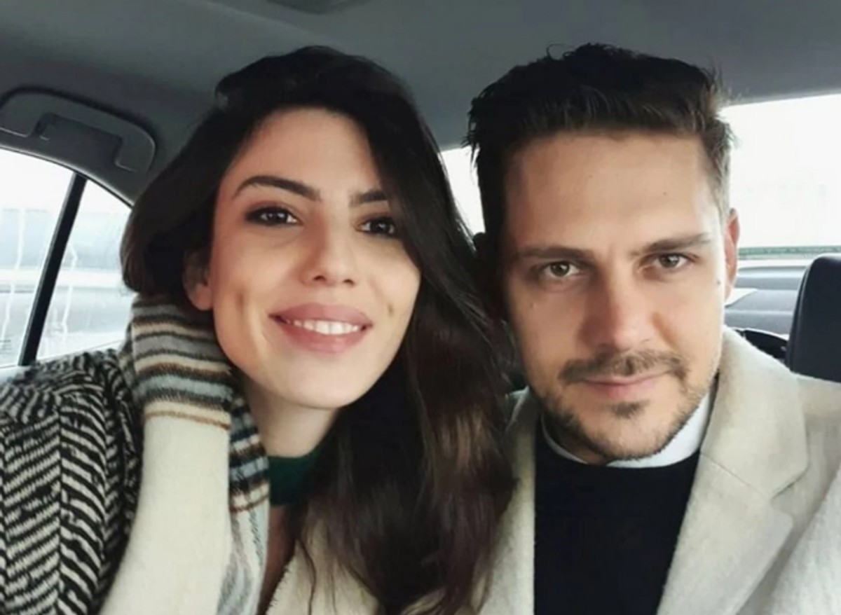 Otkriven pol bebe miloša Bikovića i ivane Malić: Glumac i njegova ...