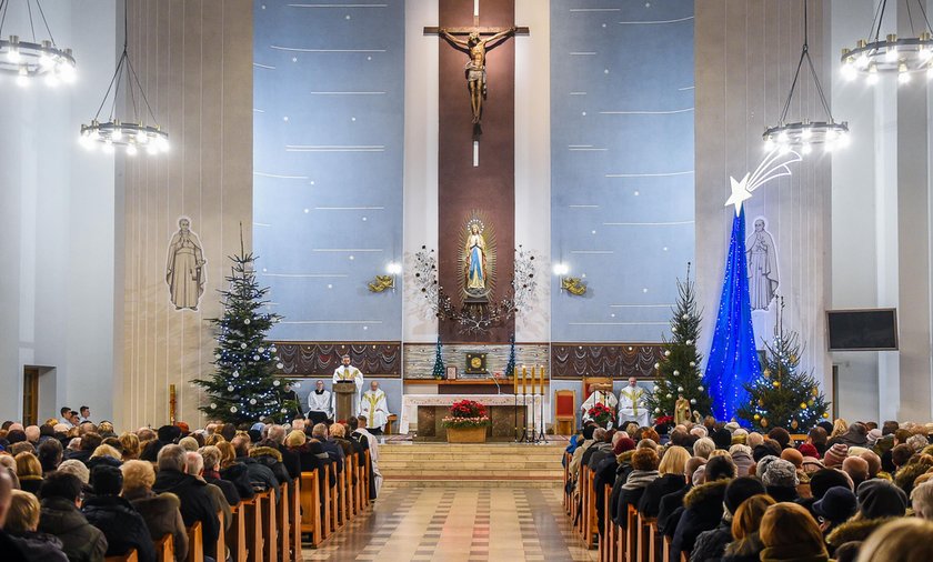 Pasterka 2019. Ile trwa? Kiedy się zaczyna?