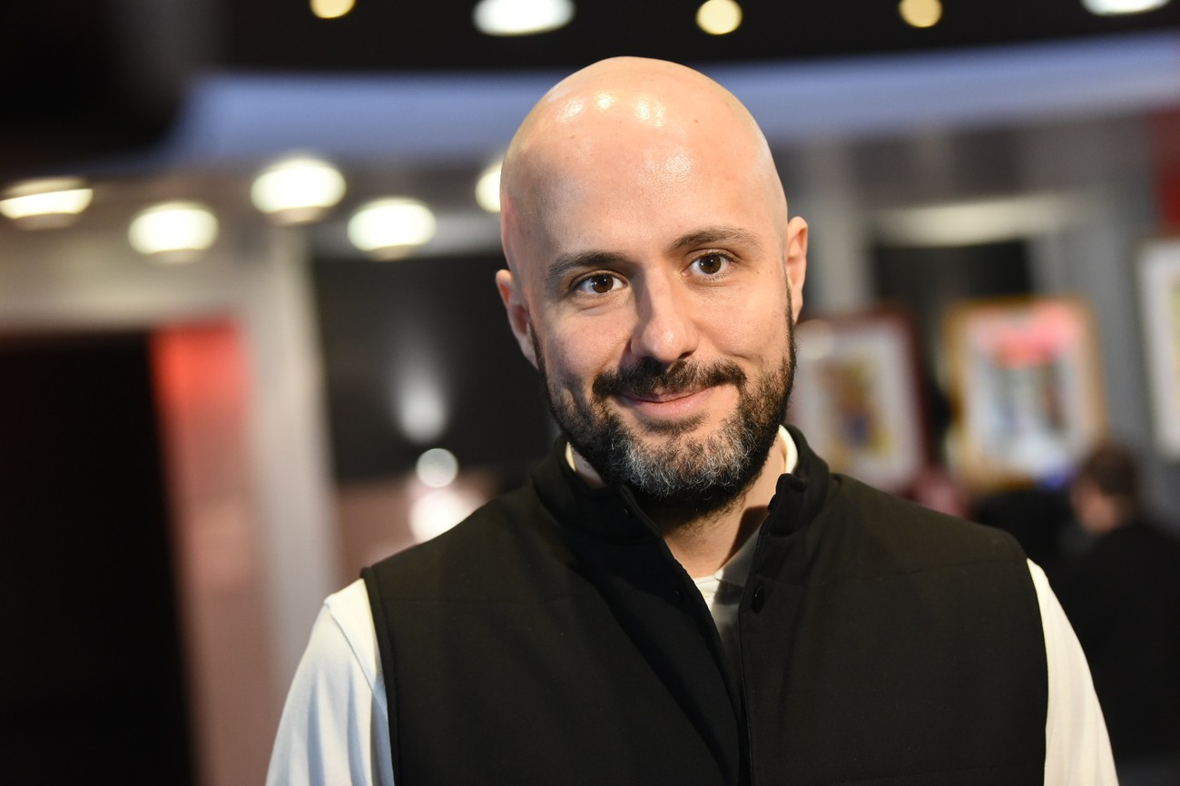 INTERVJU Nikola Ljuca: Svako od nas se bori sa slikom o sebi - Blic