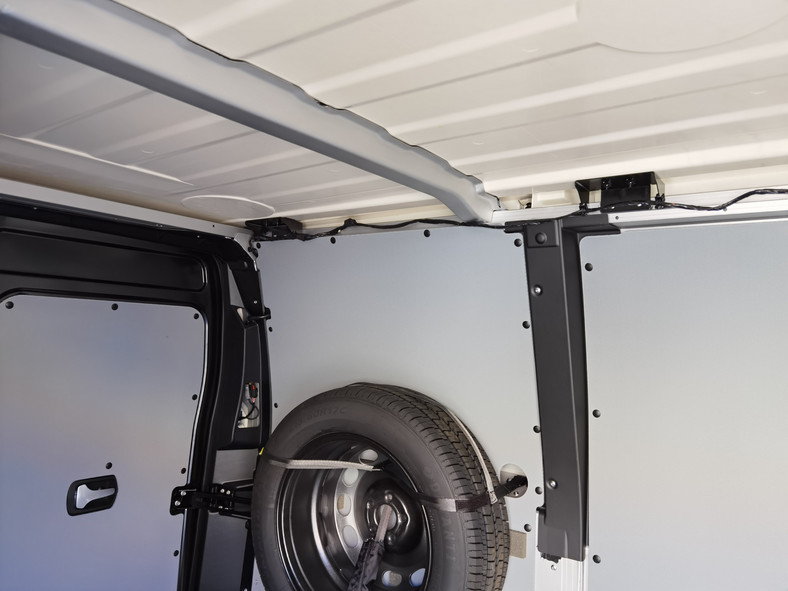 LEVC VN5 - elektryczny van, który wygląda jak londyńska taksówka