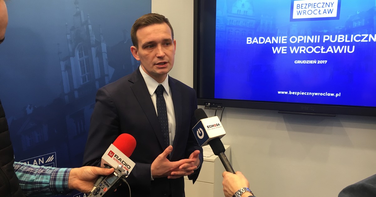 Michał Jaros zapytał mieszkańców o sprawy związane z bezpieczeństwem ...