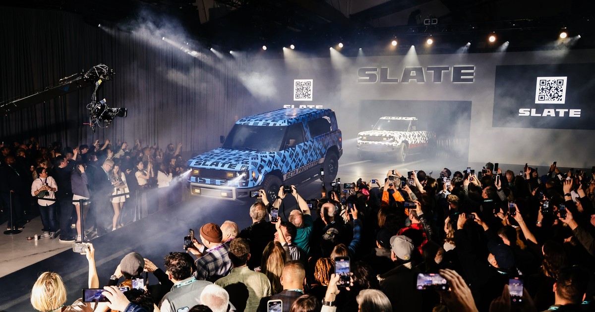 Jeff Bezos-backed Slate Auto announces factory location for its $25,000 ...