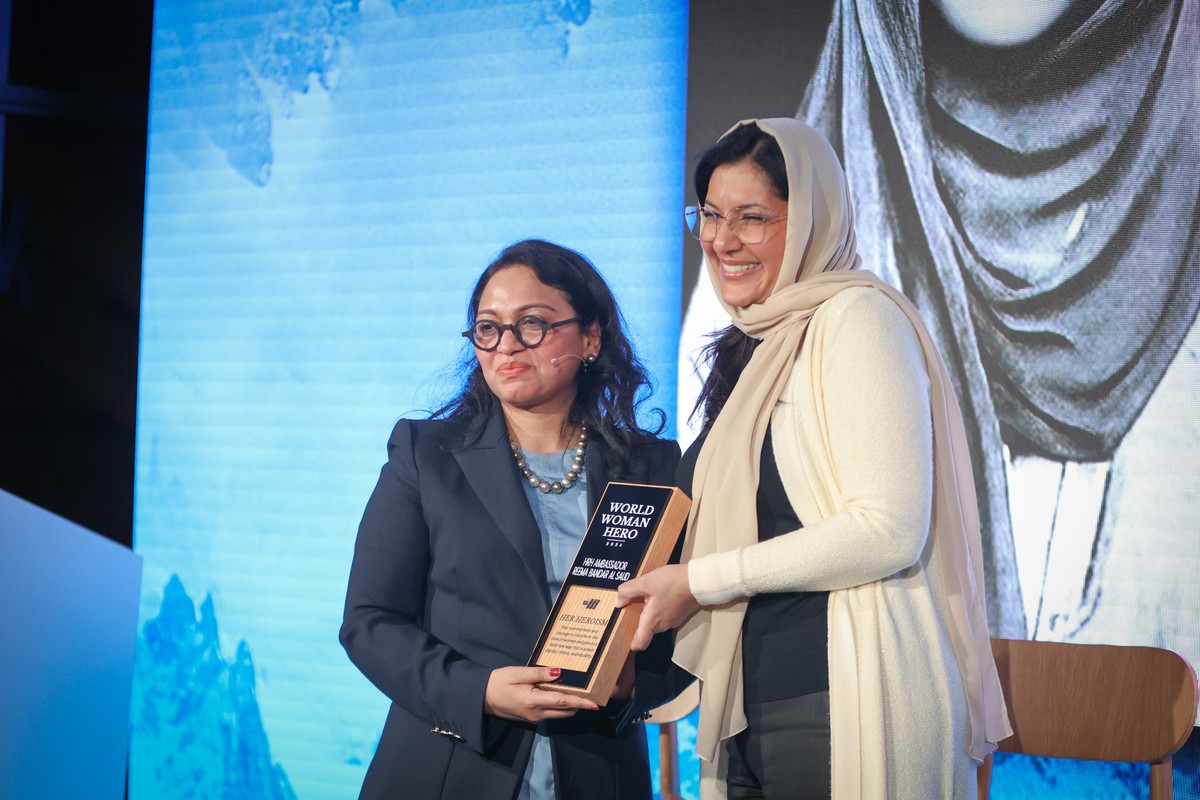 World Women Davos Agenda. Security and AI and the Role of Women ...