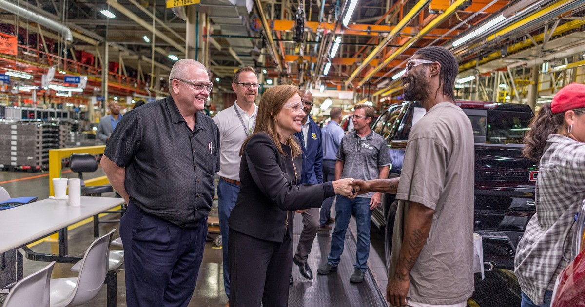 GM is investing $24 million to build more pickups in Indiana, the heart ...