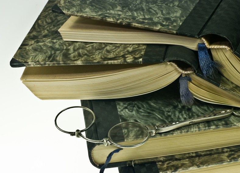 Wiesz co to dadaista, klaka i filister? W tym quizie musisz mieć 8/15 ...