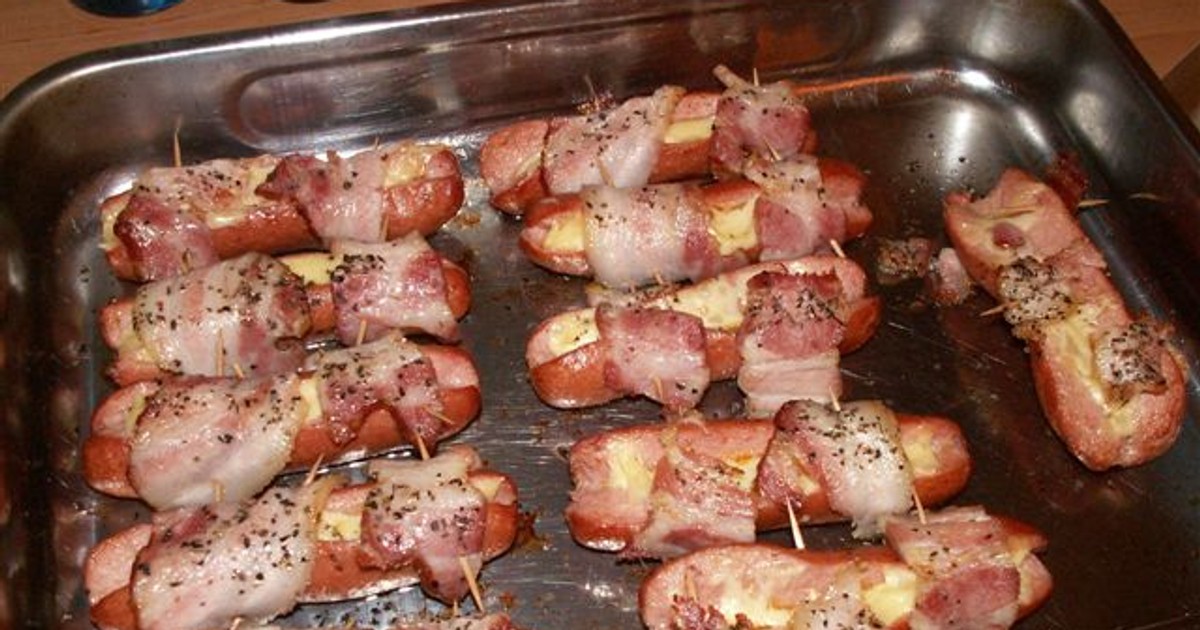 PARÓWKI ZAPIEKANE Z SEREM I BOCZKIEM - Onet Gotowanie