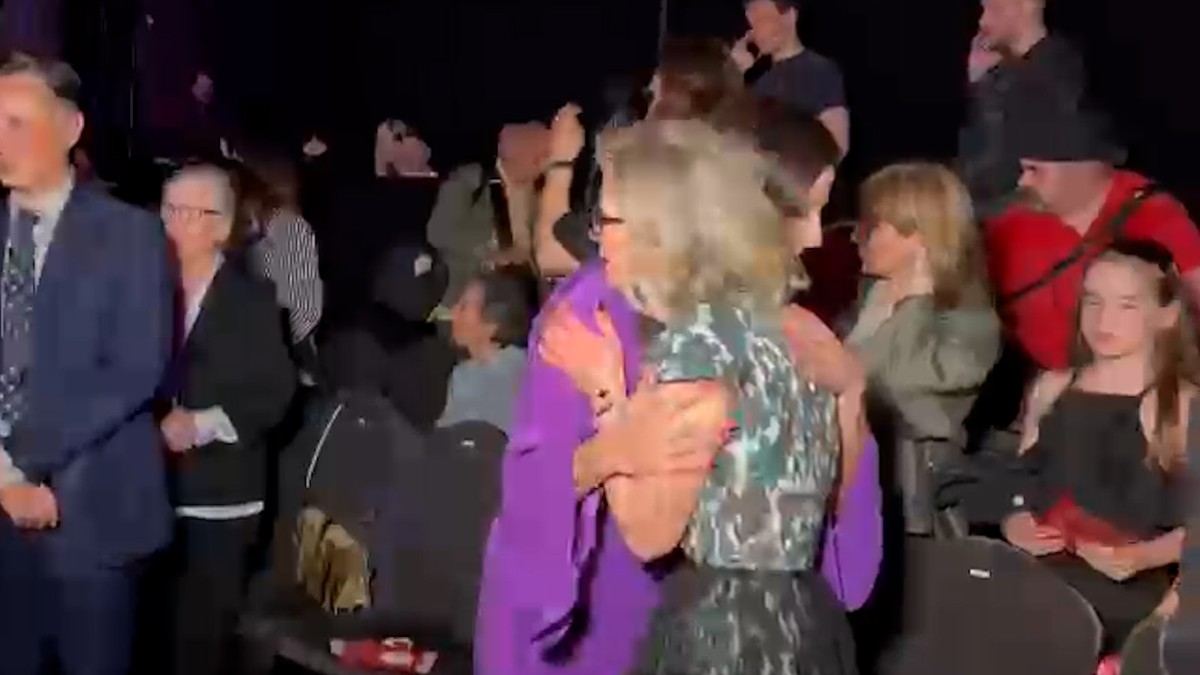 Tamara Vučić i majka Angeline Aćimović u suzama: Emotivne scene na ...