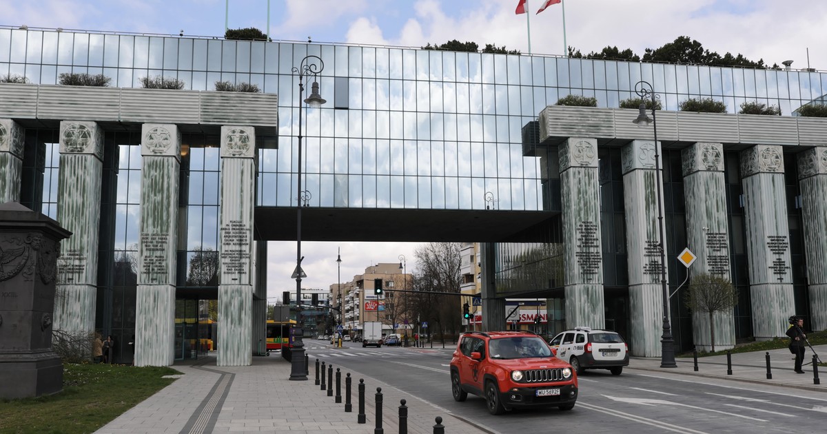 OBWE krytycznie o zmianach w ustawie o SN. "Projekt wątpliwy" - Wiadomości