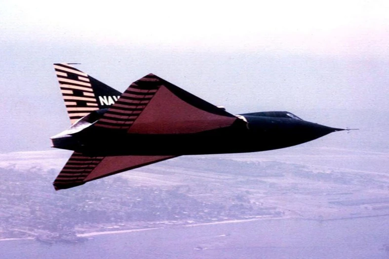 USA miały niezwykły samolot. Jako jedyny był szybszy od dźwięku i pływał
