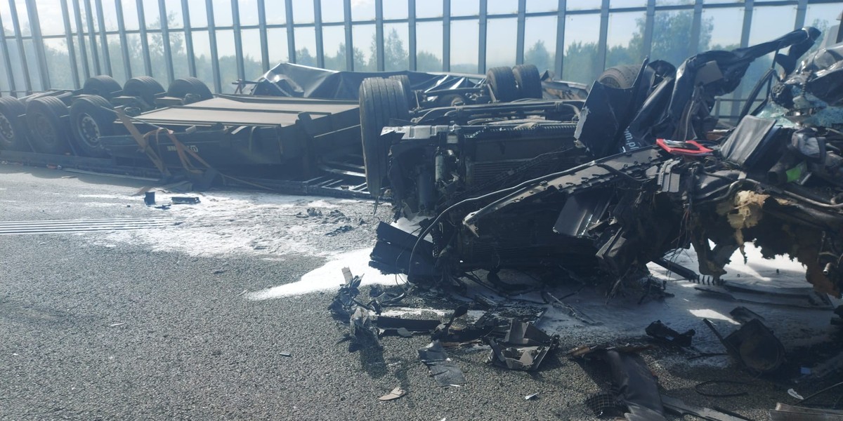 Tragiczny wypadek na A4 w Gliwicach. Nie żyje kierowca ciężarówki - Wiadomości