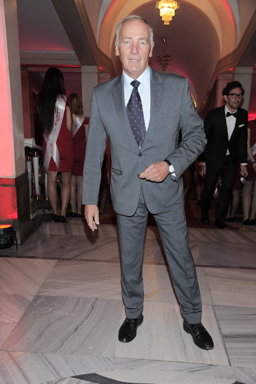 Strasburger krytykuje zmiany w TVP. To koniec „Familiady"?