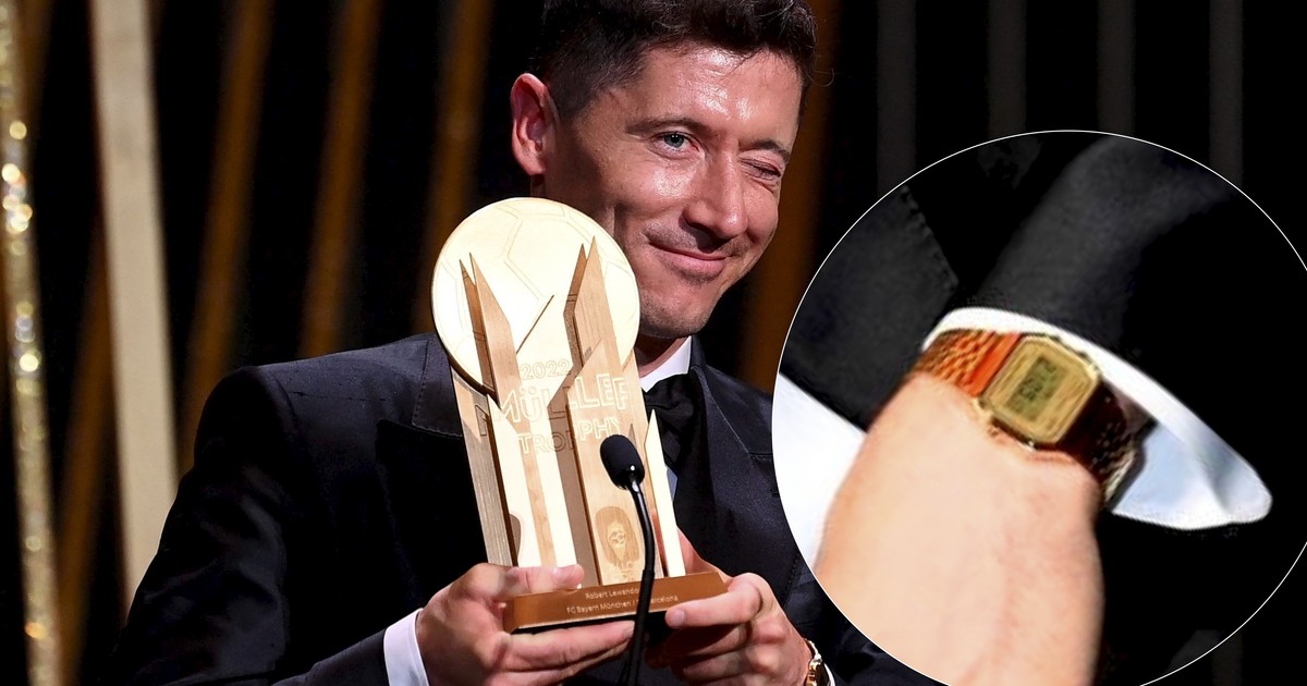 Robert Lewandowski na Galę Złotej piłki założył ekstremalnie tani zegarek.