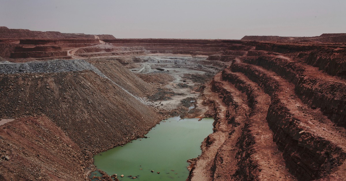 French nuclear firm says it has lost control of uranium mine to Niger's ...