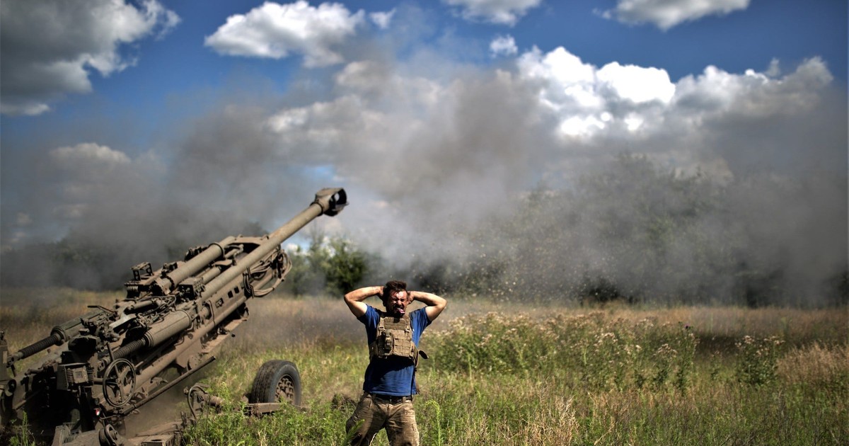 Ukraine is getting a prototype artillery shell that can strike 3 times ...