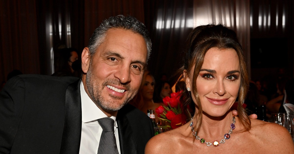 Kyle Richards joked that husband Mauricio Umansky's weight loss 'must ...