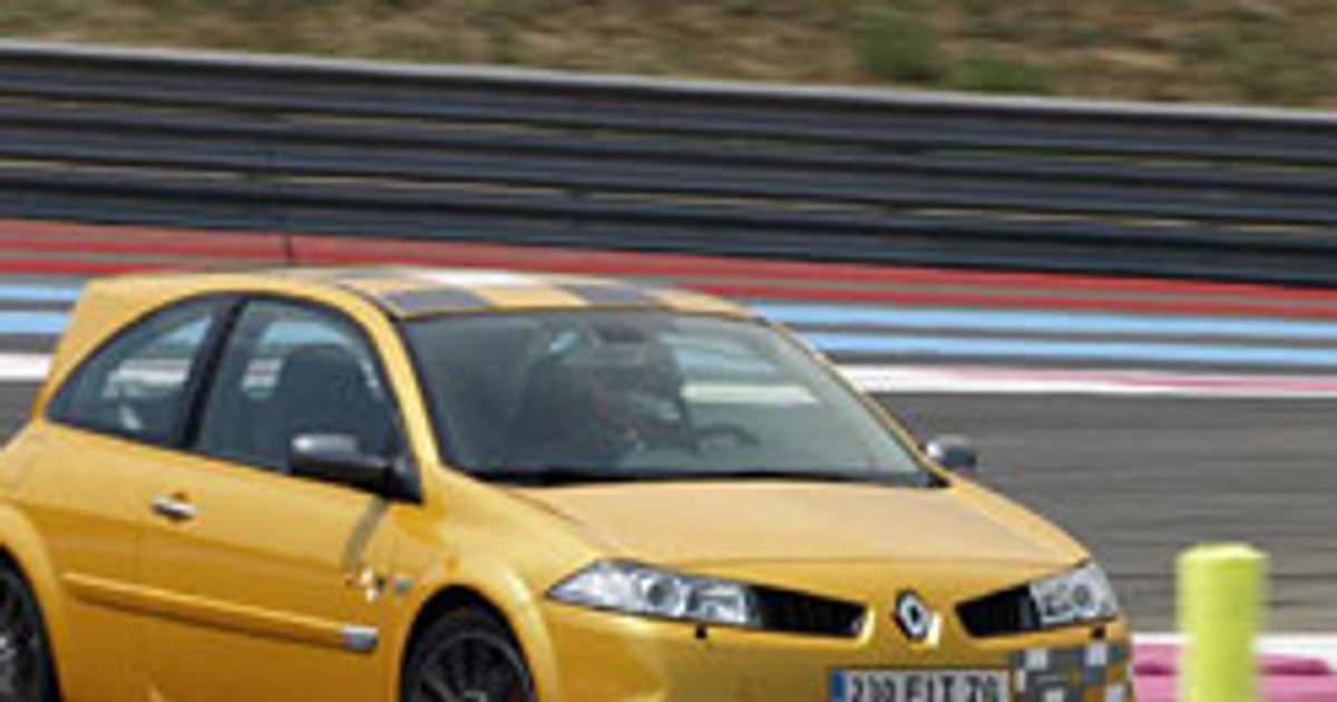 Renault: Megane F1 Team R26 dla uczczenia tytułu mistrza