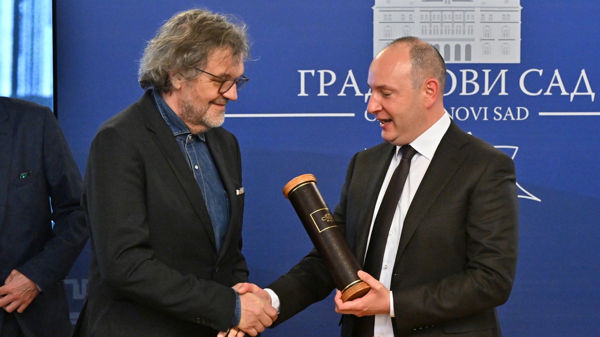 Emiru Kusturici u Novom Sadu uručena NAGRADA "DEJAN MEDAKOVIĆ" - Blic