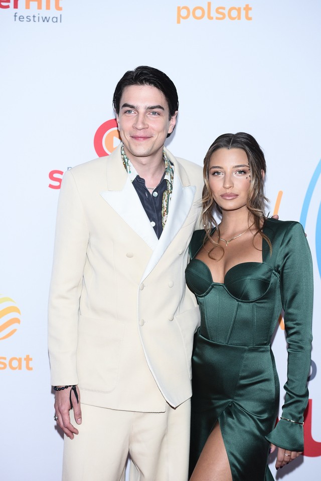 Julia Wieniawa i Nikodem Rozbicki znowu razem na ściance. Przyjechali ...