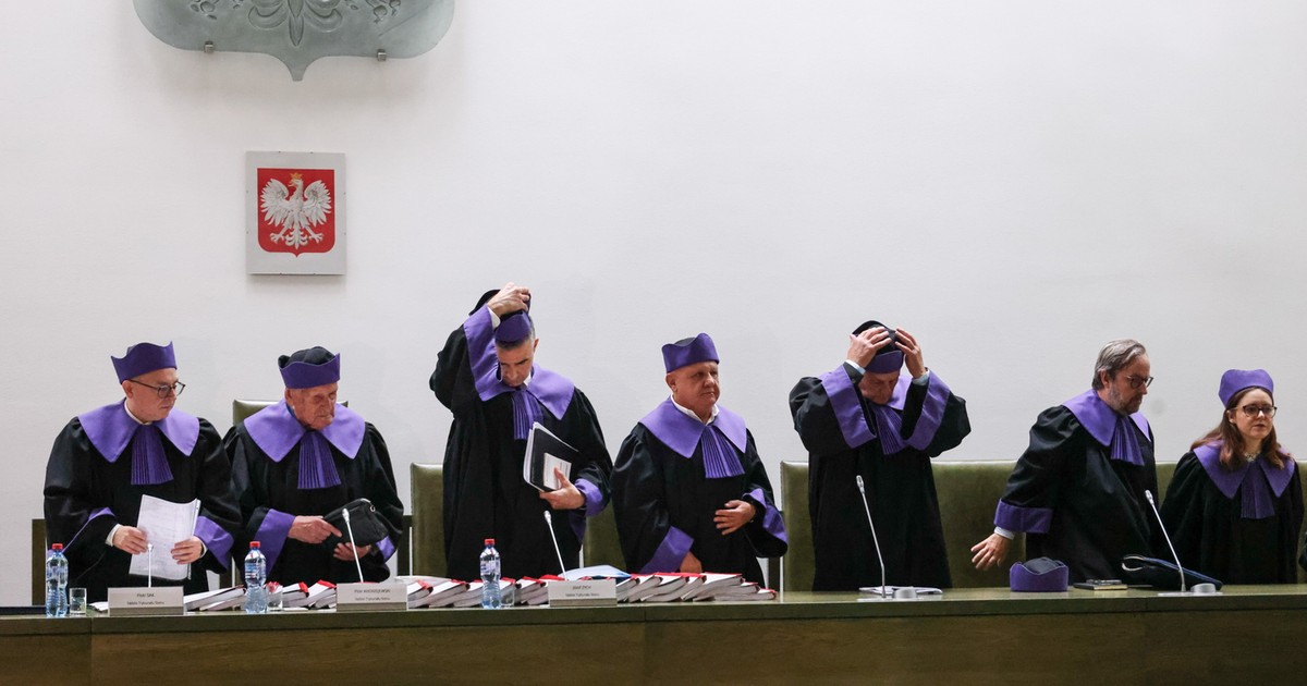 Burzliwe obrady Trybunału Stanu. Sędzia Piotr Andrzejewski wychodzi z posiedzenia